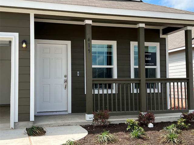 415 Halfmoon Dr, Lockhart, TX 78644 | MLS #6426