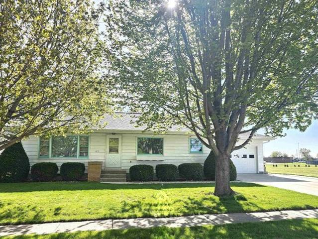 415 High St, Waupun, WI 53963