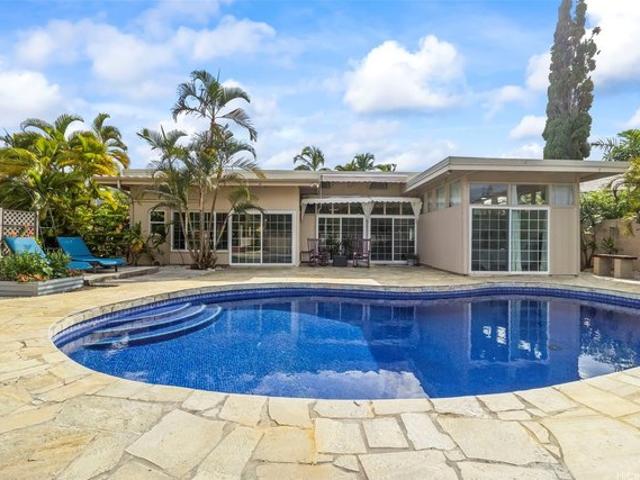 415 Iana St, Kailua, HI 96734