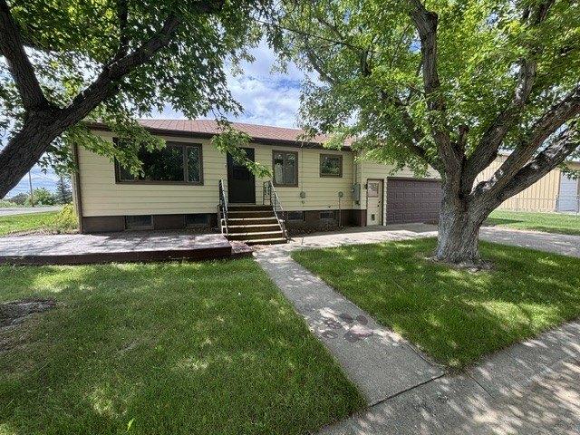 415 Jimmy Ave, Shelby, MT 59474