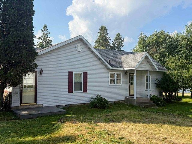 415 Lake Ave S, Phillips, WI 54555