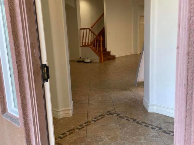 415 N Cedros