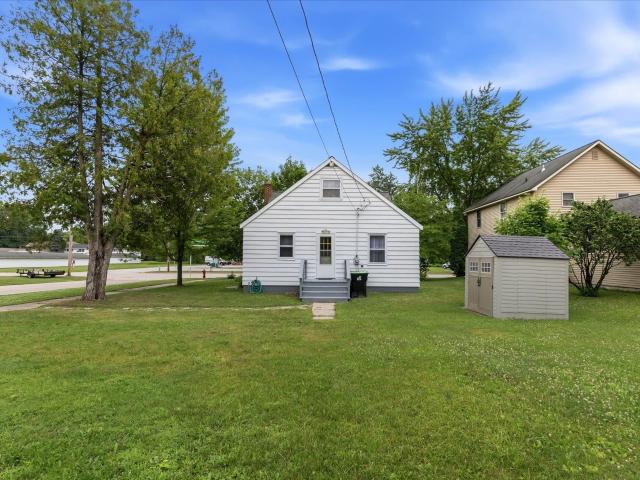 415 N MAIN Street