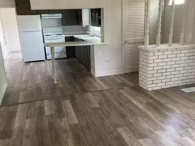 415 N Stevens 415 N Stevens St 415 N Stevens