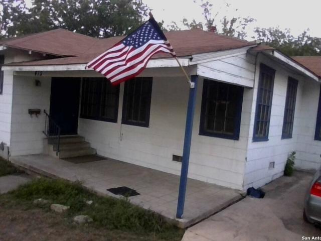 415 North Dr, San Antonio, TX 78201 | MLS #1944 | Compass