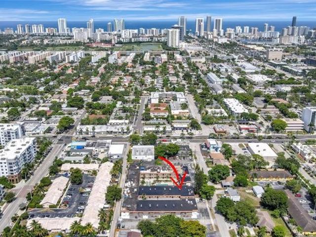 415 NE 2nd St Apt 201, Hallandale Beach, FL 33009