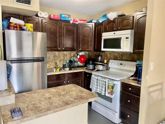 415 NW 210th St, Unit 206, Miami Gardens, FL 33169 | MLS #A11885