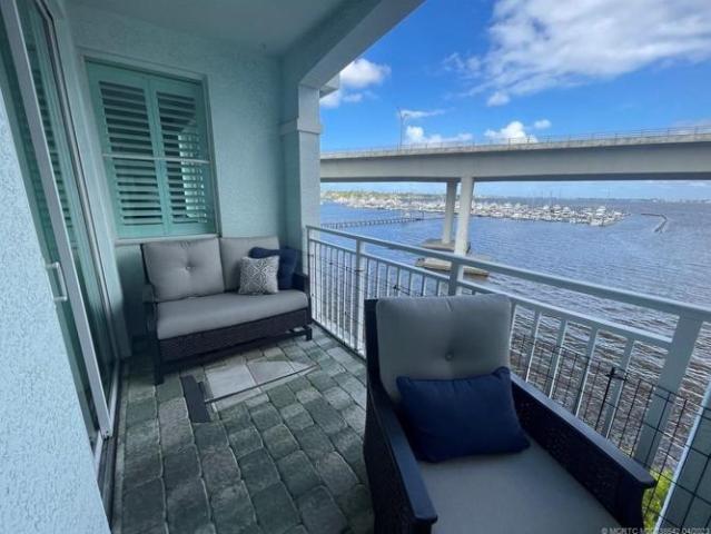 415 NW Flagler Ave #401, Stuart, FL 34994