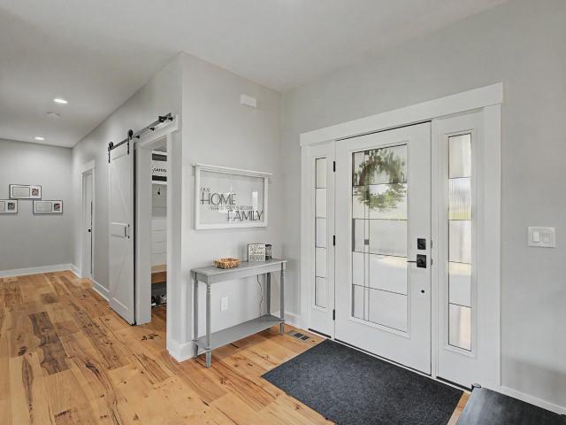 415 NW Woodmoor Drive