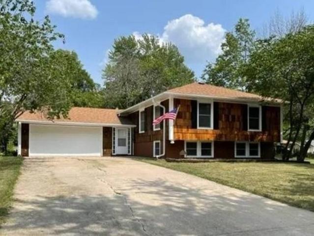 415 S Linden St, Lamoni, IA 50140