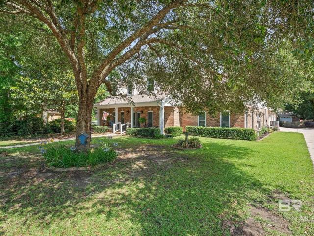 415 Sara Oaks Drive