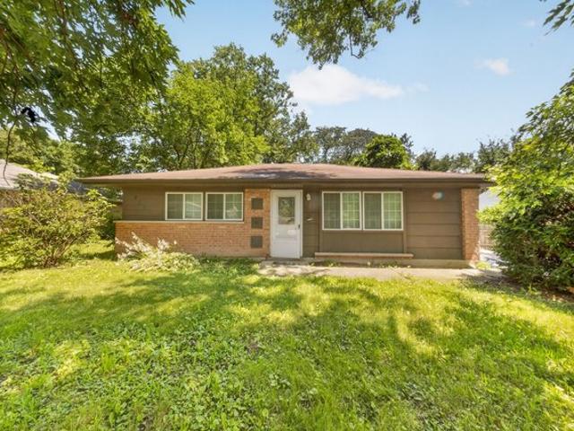 415 Shabbona Dr, Park Forest, IL 60466
