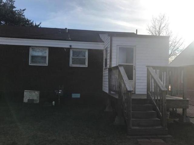 415 Showalter Drive
