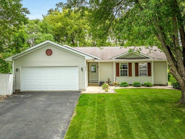 415 Staffordshire Dr NE, Poplar Grove, IL 61065