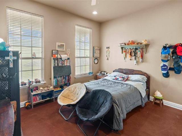 415 Stone Mountain Ct, Cresson, TX 76035 | MLS #20942