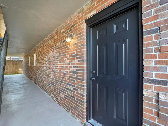 415 Parkdale Drive 2b