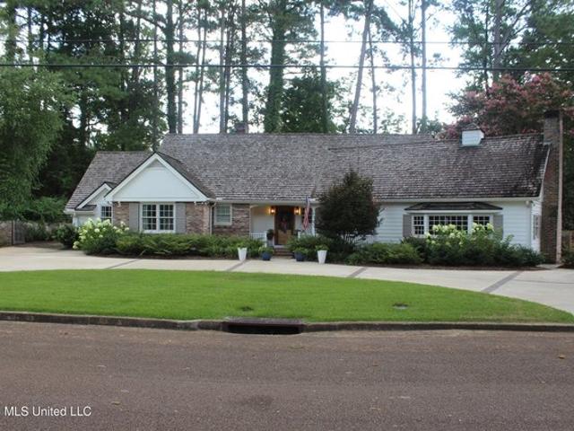 415 Perkins Dr, Brookhaven, MS 39601