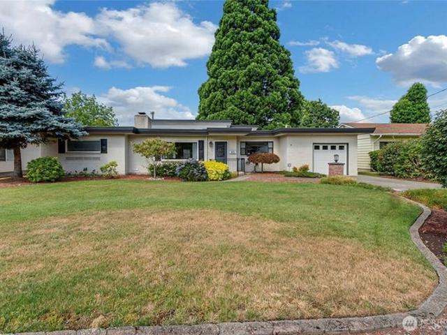 415 R St NE, Auburn, WA 98002