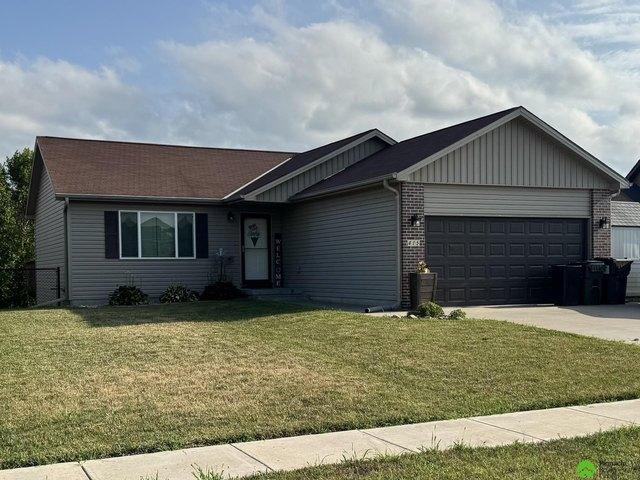 415 W 9th St, Hickman, NE 68372