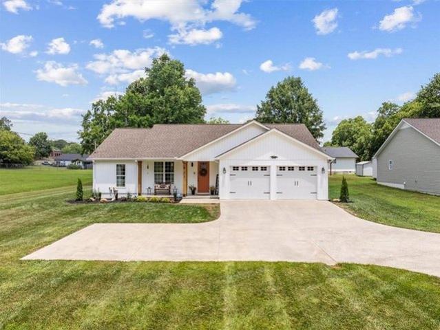 415 W Fort St, Chatsworth, GA 30705