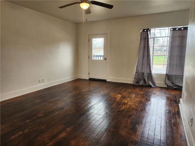415 W Poplar Street B