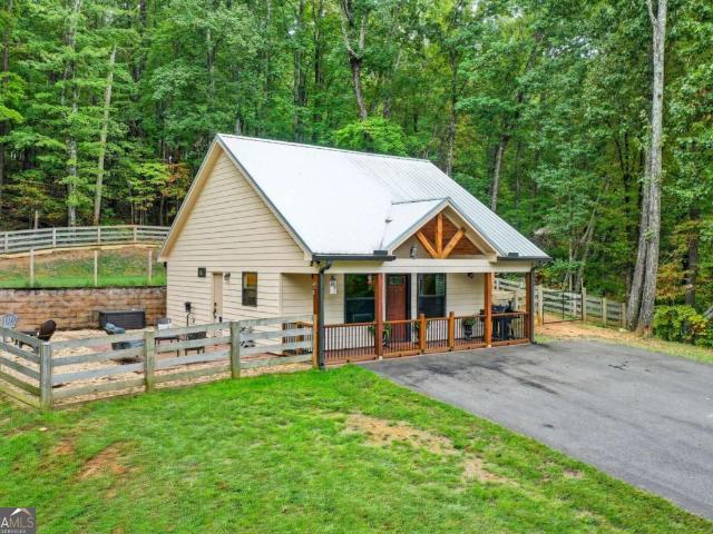 415 Woods Road