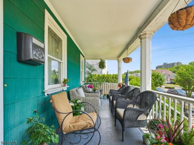 415 Westfield Ave