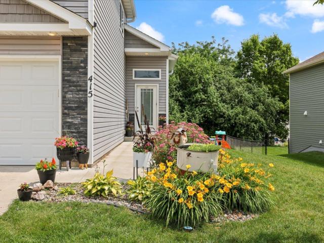 415 Willow Creek Parkway