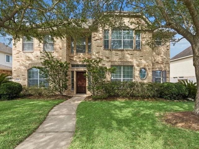 415 Willow Pointe Dr, League City, TX 77573