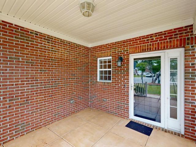 415 Taylor Place