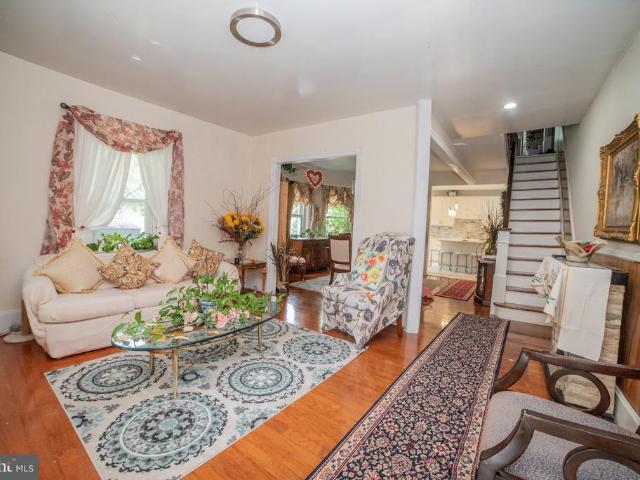 415 Valley Road