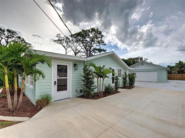 415 Yale St, Englewood, FL 34223 | MLS #D6144
