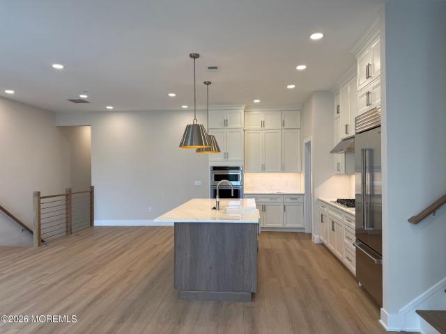 415A Lake Avenue Unit 412