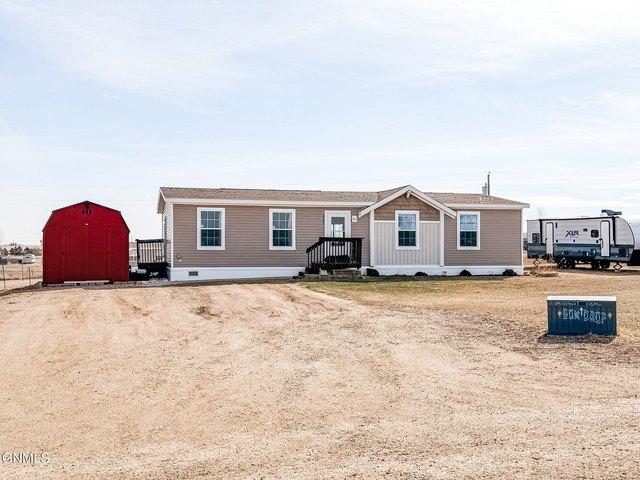 4164 th Ave NW, Alexander, ND 58831