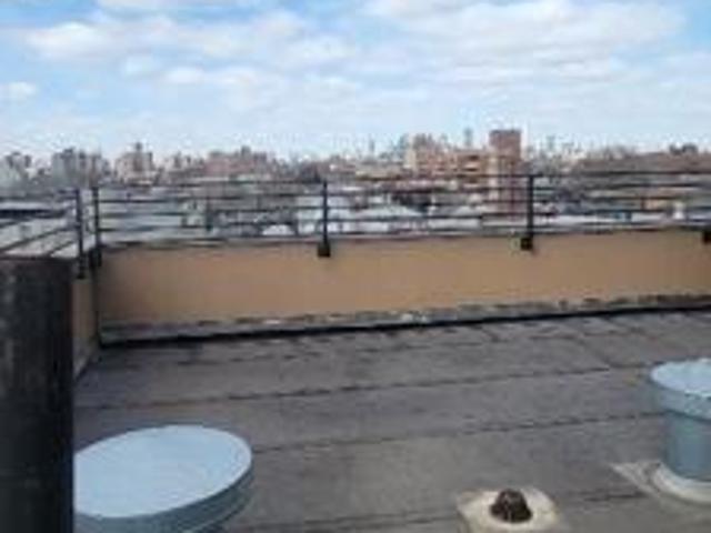 4164 71 St 4A, Woodside, NY