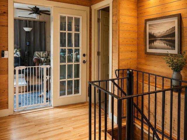 4164 8th Street SW