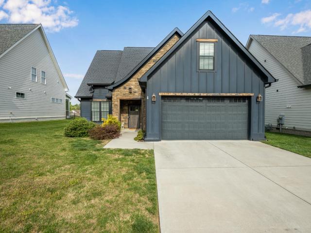 4165 Barnsley Loop