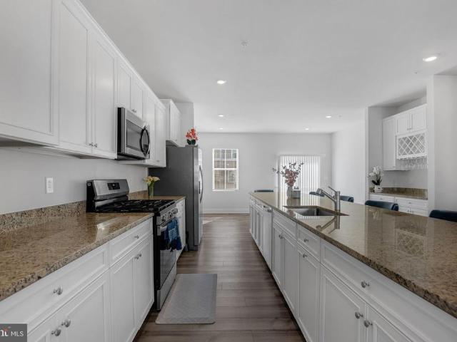 4165 Brodie Pl