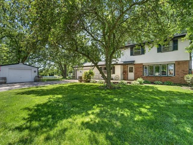 4165 County Road K, Raymond, WI 53126