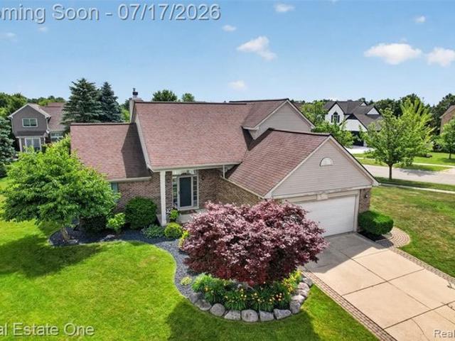 4165 Kristine Ct, Canton, MI 48188
