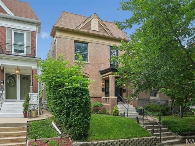 4165 Russell Blvd, Saint Louis, MO 63110