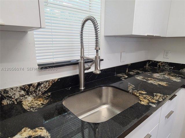 4165 SW 67th Ave Apt 112B, Davie, FL 33314