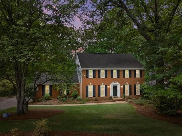 4165 Westchester Xing NE, Roswell, GA 30075