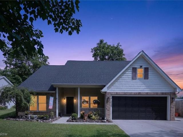 41668 Birchwood St, Elyria, OH 44035