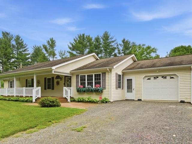 4166 Fancy Gap Hwy, Hillsville, VA 24343