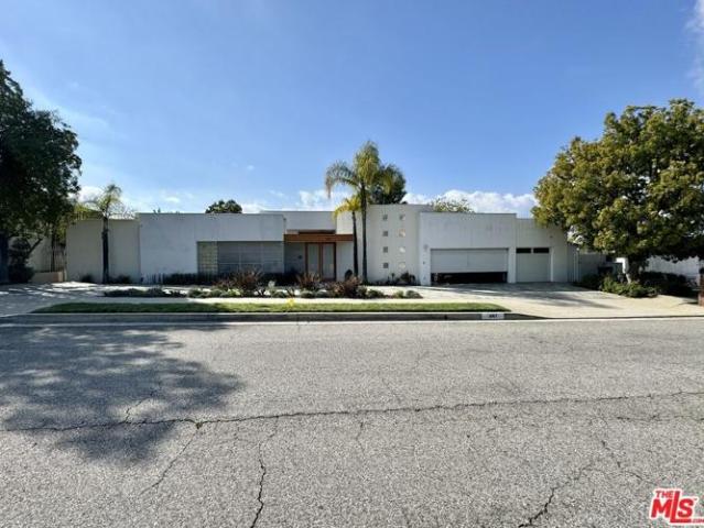 4167 Alonzo Ave, Encino, CA 91316