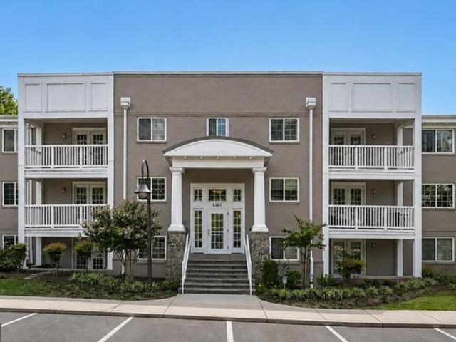 4167 S Four Mile Run Dr Unit 301, Arlington, VA 22204