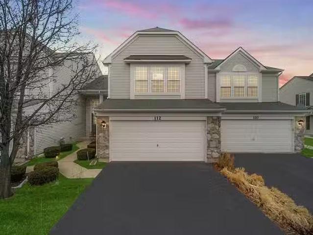 41692252 112 W Chatham Ln