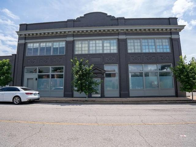 4160 Olive St, Saint Louis, MO 63108