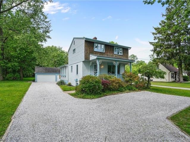 4160 Columbia Rd, North Olmsted, OH 44070